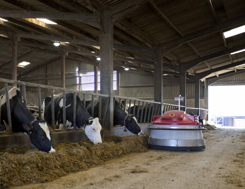 Robotics in Agriculture: Is Farming Going to the Bots? | Nourish Food ...